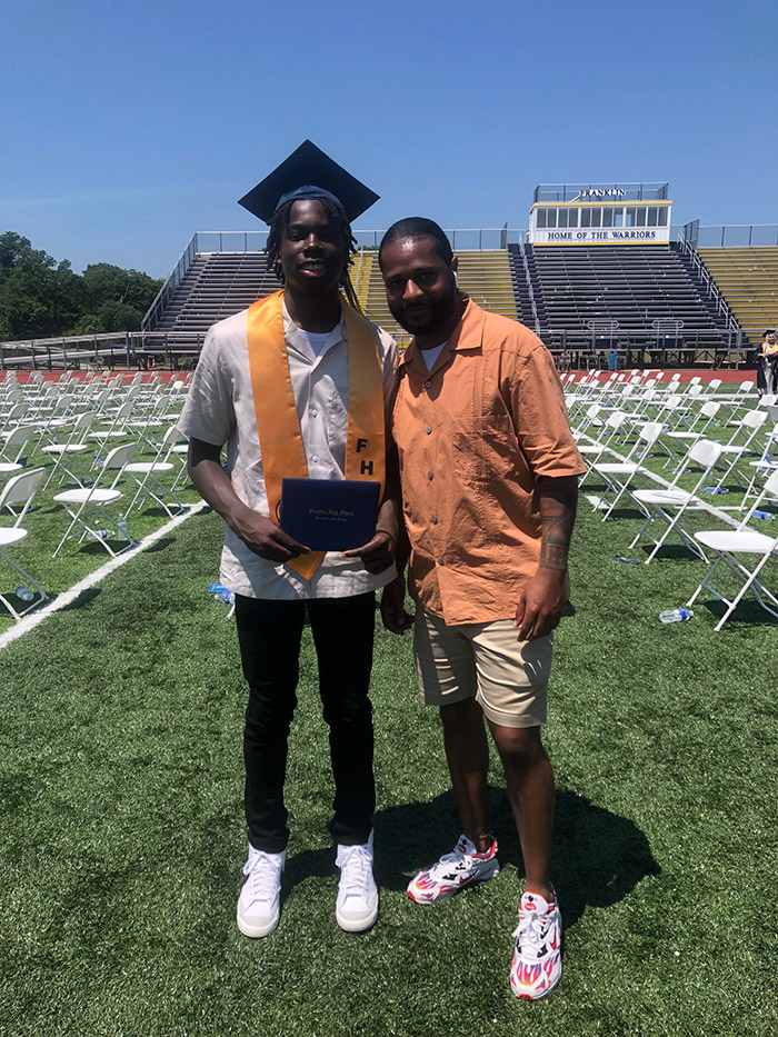 Brett Pinnix's Instagram, Twitter & Facebook on IDCrawl